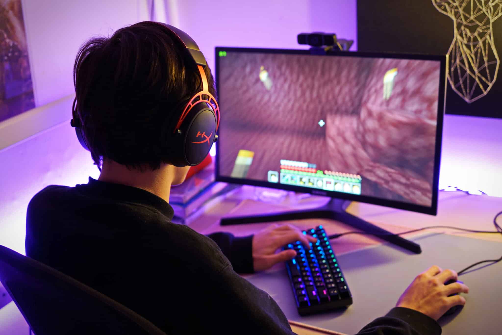 Age verification expands in gaming: Minecraft selects Yoti, Discord ...